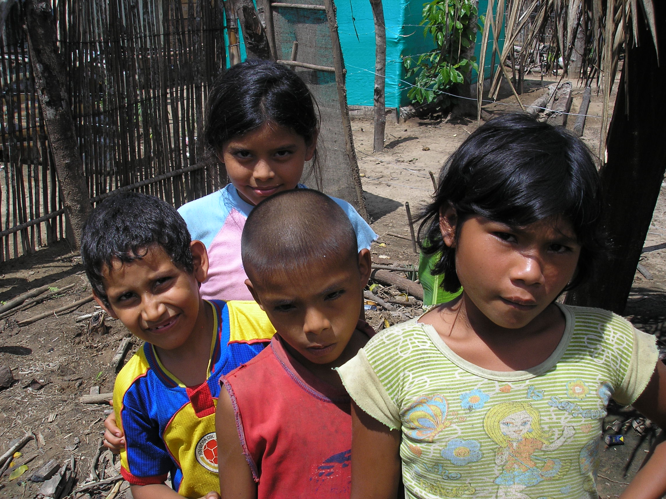 Facilitating educational communities for children at risk in North ...